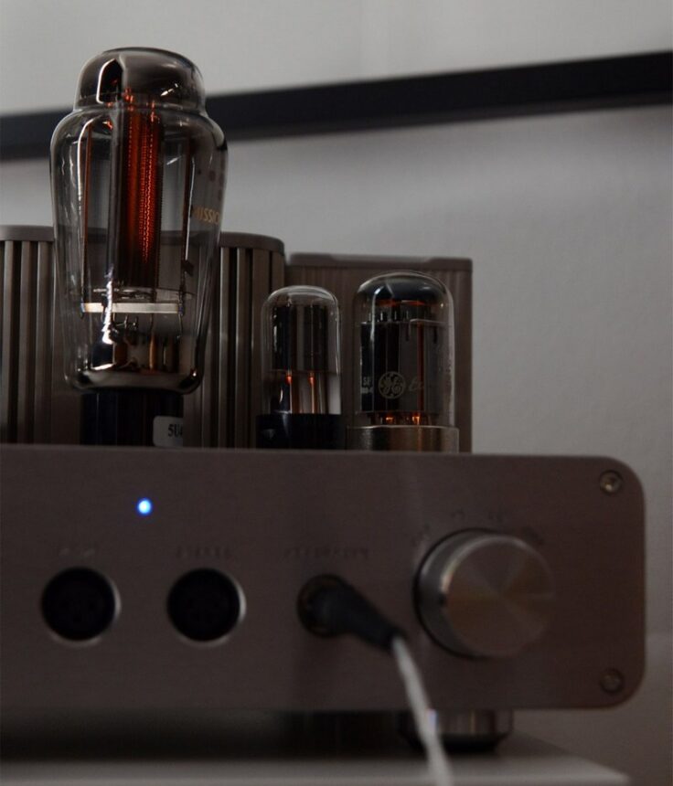 WOO AUDIO WA2 VS WOO AUDIO WA22 (G1) REVIEW: THE BEAUTY AND THE BEAST ...