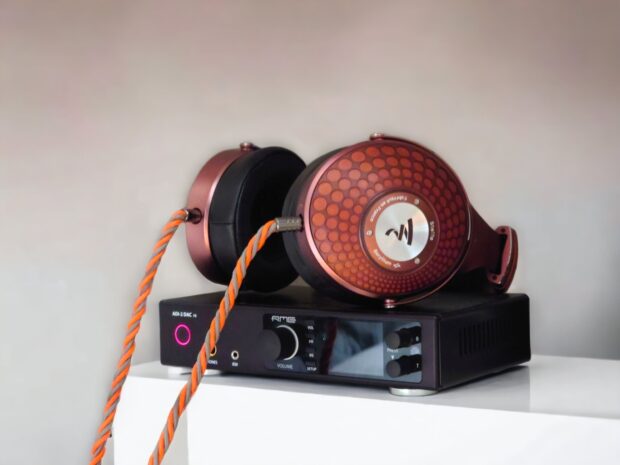 FOCAL STELLIA REVIEW – The Headphoneer