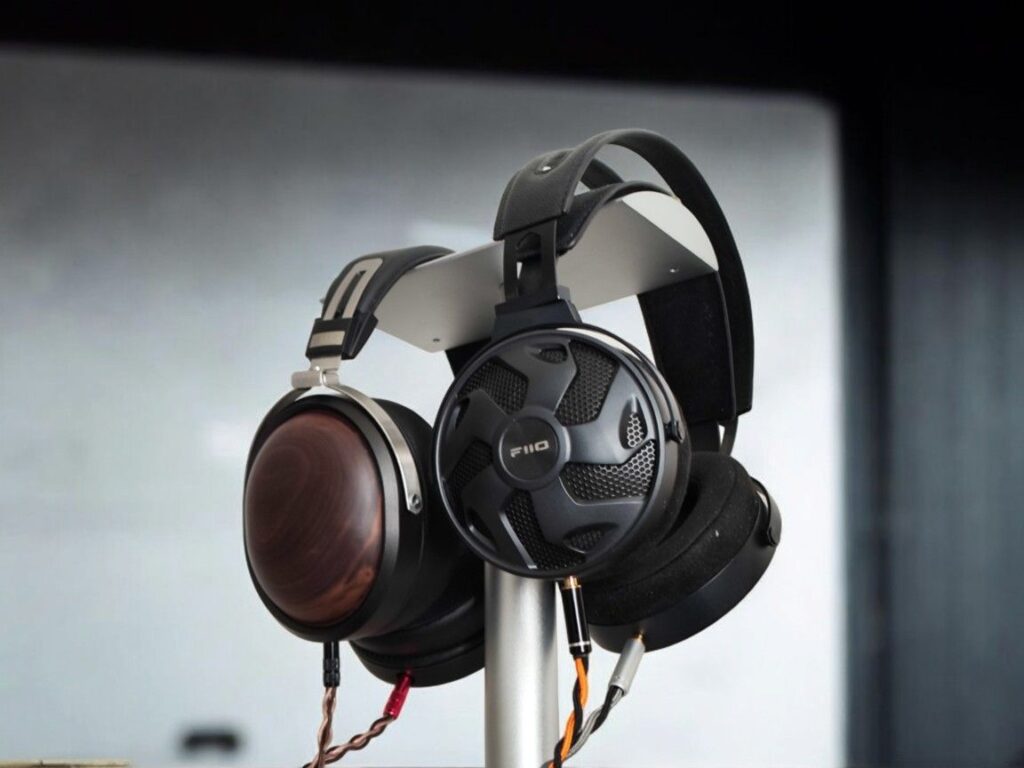 FiiO FT1 vs FT3 Comparison Review – The Headphoneer
