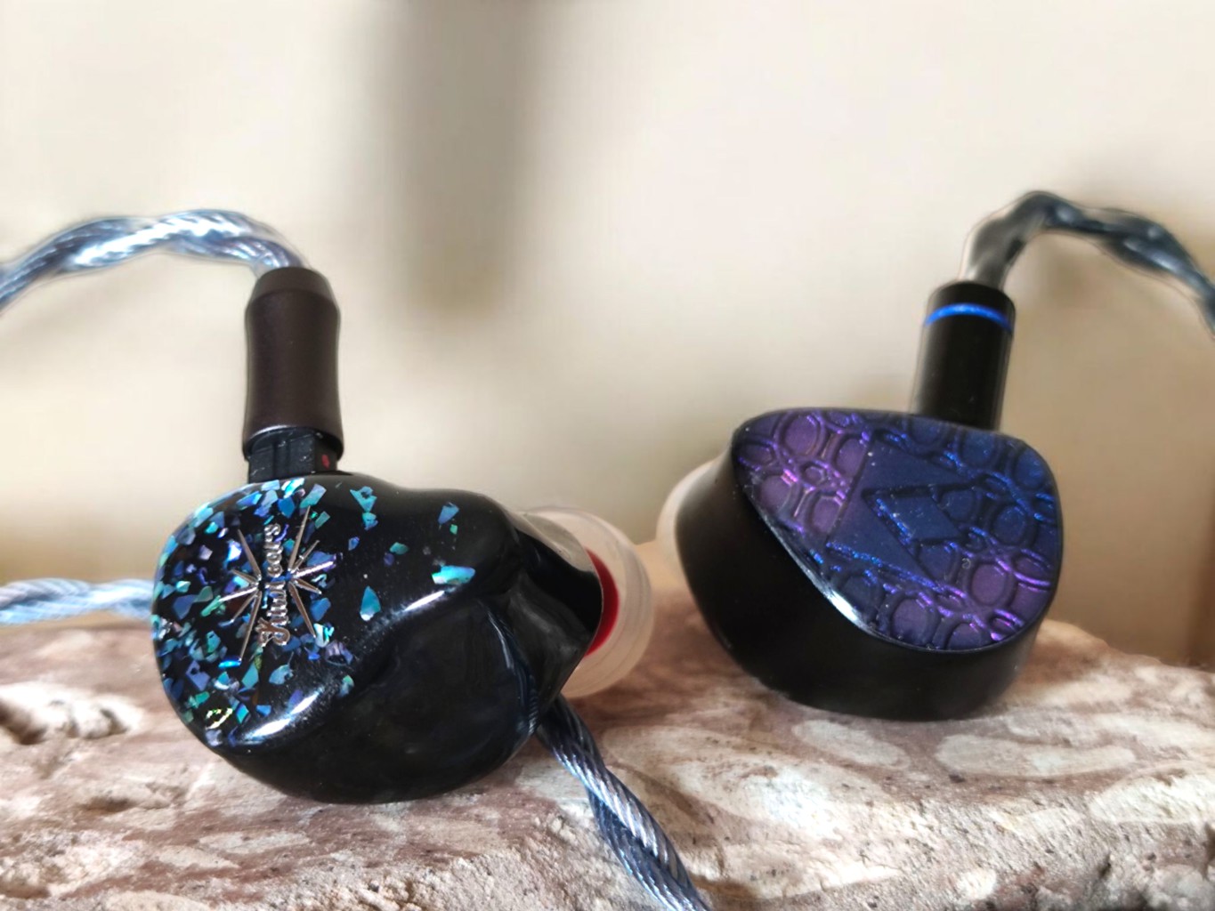 NOBLE AUDIO KNIGHT vs KIWI EARS ASTRAL Comparison Review – The Headphoneer