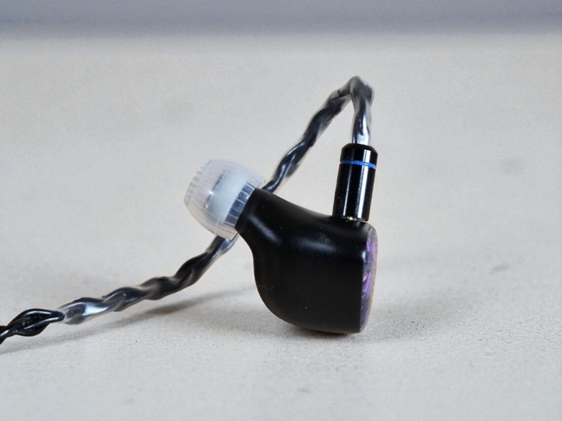 NOBLE AUDIO KNIGHT REVIEW – The Headphoneer